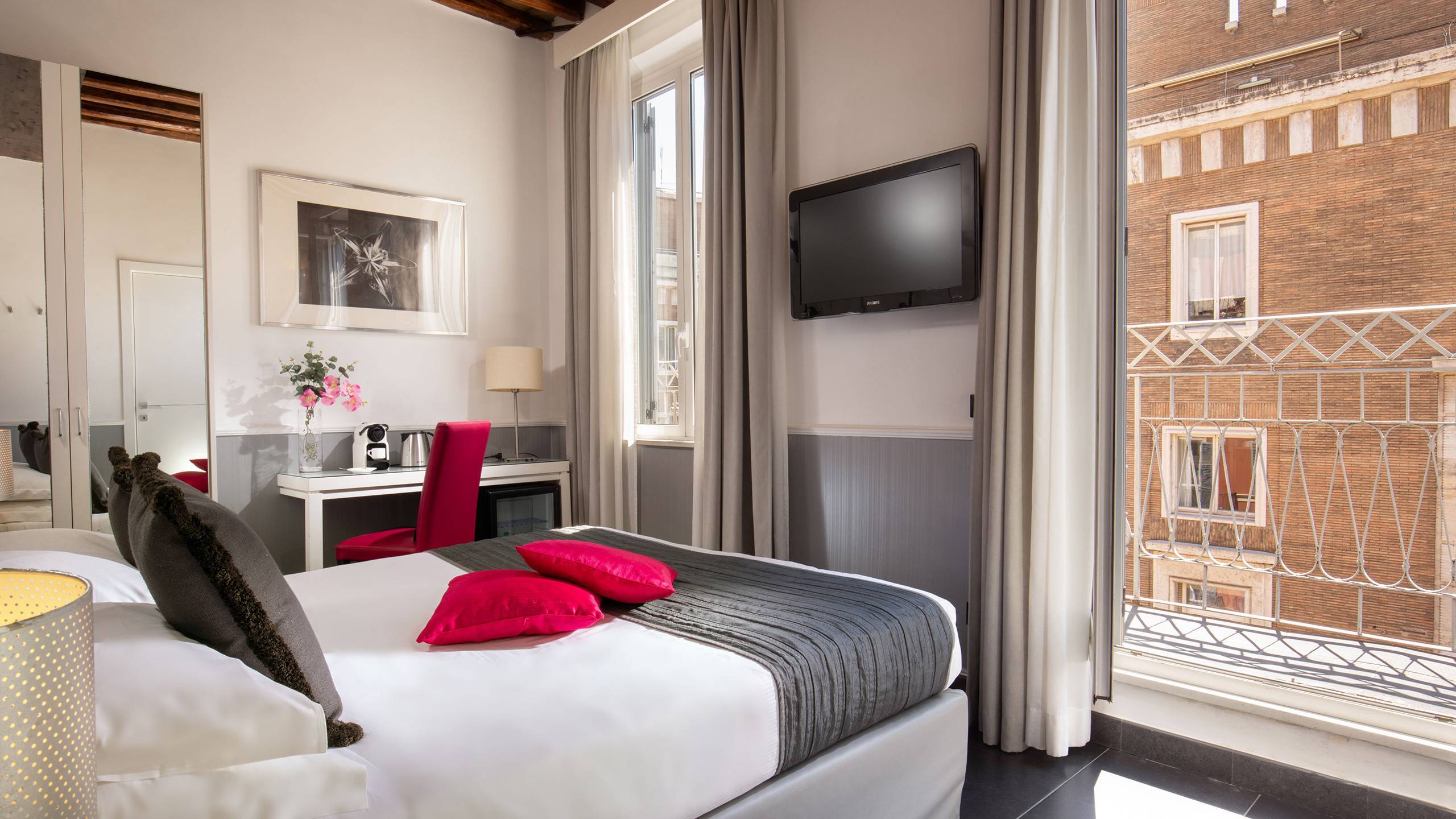 Condotti Selection Hotels Rome | Official Site